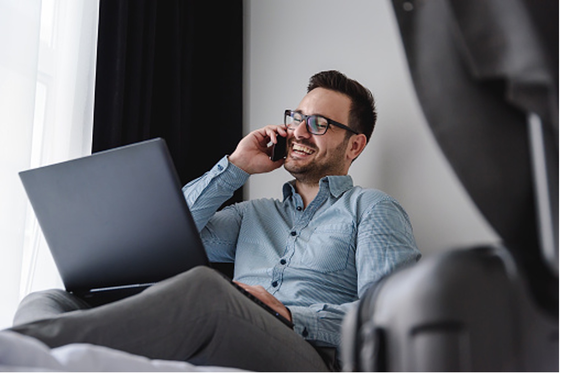 フリーコンサルタント副業の始め方とおすすめマッチングサイト3選 | Yoake for Tech